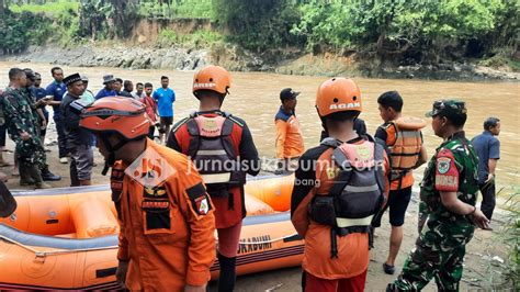 Dua Bocah Tenggelam Di Sungai Cimandiri Cikembar Masih Dalam Pencarian