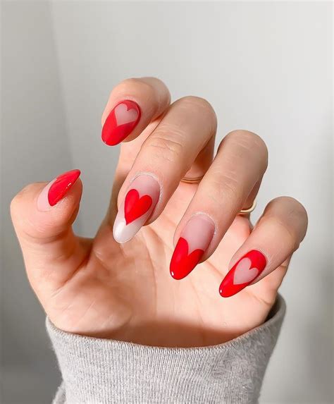 Simple Yet Gorgeous Heart Nail Ideas