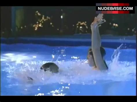 Isabel Glasser Full Nude In Pool The Surgeon Nudebase