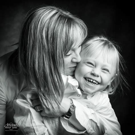 Séance photo pour une famille Studio Martin Morel