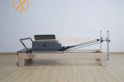 Fitness Studio Classical Wood Studio Reformer Home Workout Pilates
