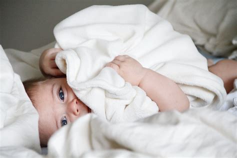 Habiller un bébé la nuit pourquoi conseiller les parents
