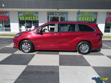 Ruby Flare Pearl Toyota Sienna Xle Hybrid Photo
