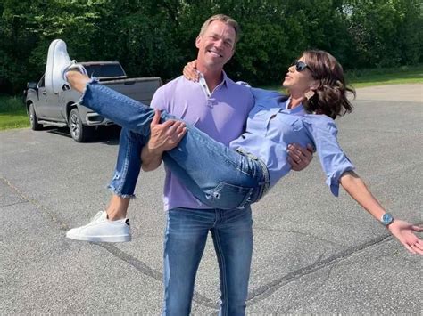 Kristi Noem Bio Age Height Parents Husband Net Worth