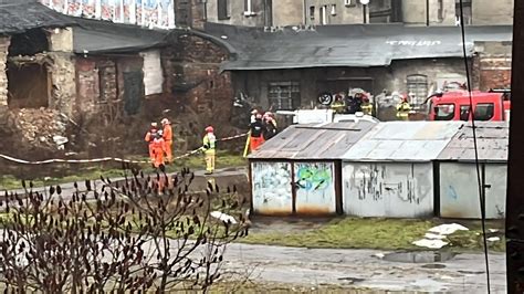 Zdjęcie 2 Katastrofa budowlana w Świętochłowicach Na miejscu grupa