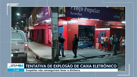VÍDEO criminosos tentam explodir caixa eletrônico de drogaria em