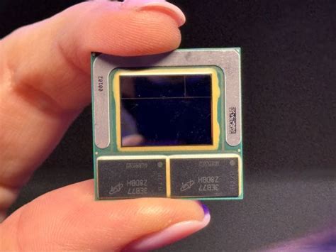 Schon 2024 Intel Zeigt Lunar Lake Mit On Package Memory Hardwareluxx