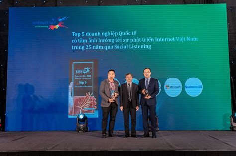 Internet Day 2022 Tôn vinh đóng góp của Huawei vào sự phát triển của