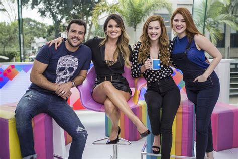 F Televis O Fl Via Alessandra Revela Que J Beijou De L Ngua Na Tv