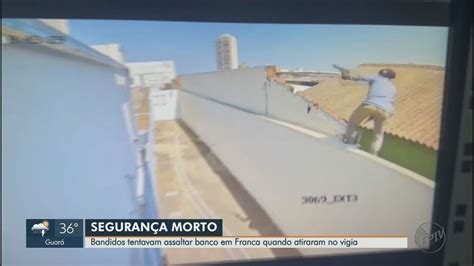 Vídeo mostra troca de tiros que matou vigilante em telhado de agência