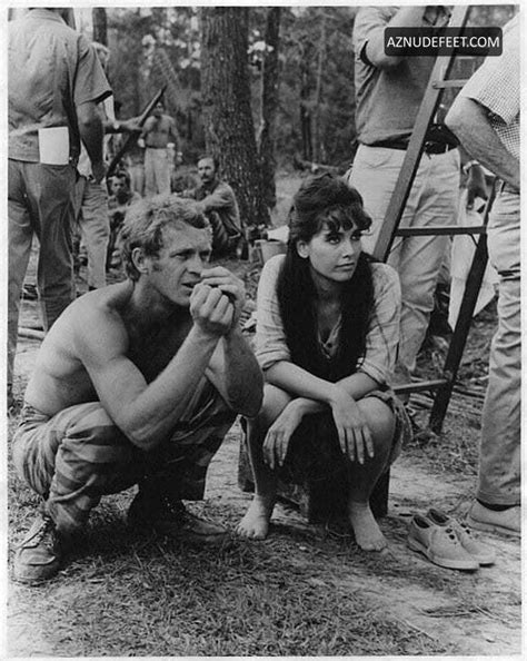 SUZANNE PLESHETTE Feet AZNudeFeet