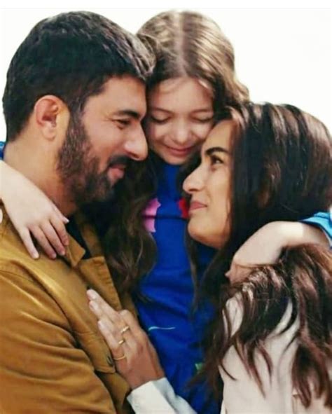 Sefirin Kizi Sancar Mavi Melek Belles Femmes Ronde Femmes Rondes