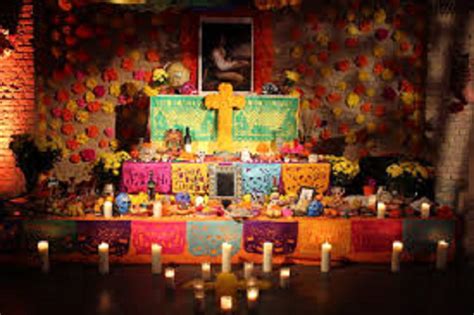 Celebra SEP identidad nacional con la exposición Día de Muertos una