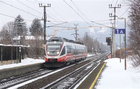 S Bahn Salzburg ÖBB 4023 006 2 als S3 Schwarzach St Bahnbilder de