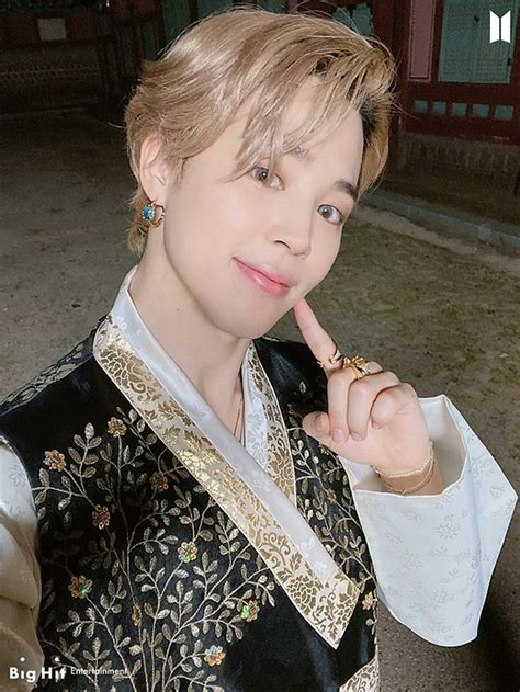Чимин из BTS возглавил список звезд которые лучше всего выглядят в