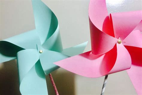 Tuto DIY moulin à vent en papier 5 étapes à suivre