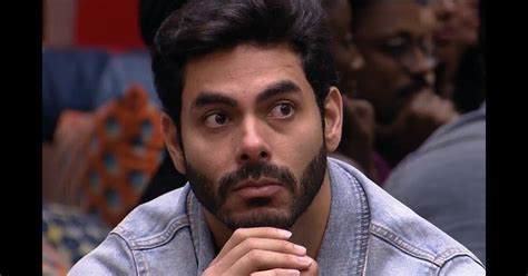 Foto Rodolffo do BBB21 é ex marido de Rafa Kalimann Purepeople