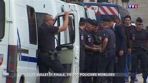 S Curit Policiers Et Gendarmes Mobilis S Pour Le Juillet