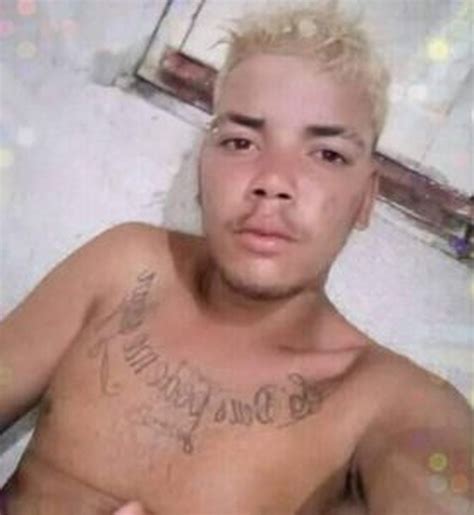 Mec Nico Morto Na Frente De Oficina Em Caruaru E Corpo De Jovem