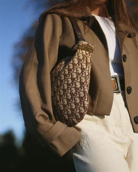 Nina Urgell Cloquell On Instagram Fashion Dress Up Sling Backpack