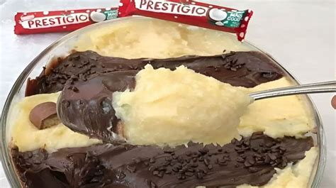 Prestígio cremoso na travessa essa combinação de coco chocolate é
