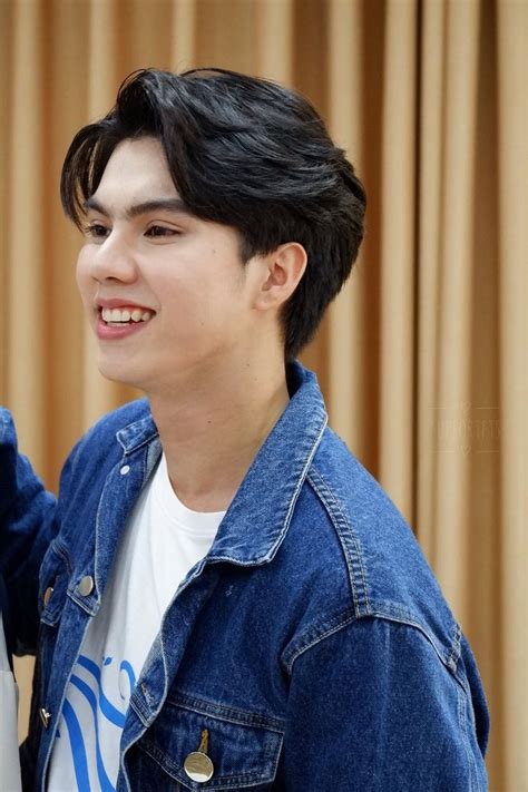 Fort Thitipong Sengngai Gambar Pacar Selebritas Wajah Pria