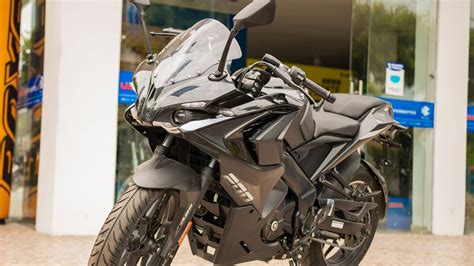 Regreso la BAJAJ PULSAR RS 200 a Colombia Precio y Ficha Técnica
