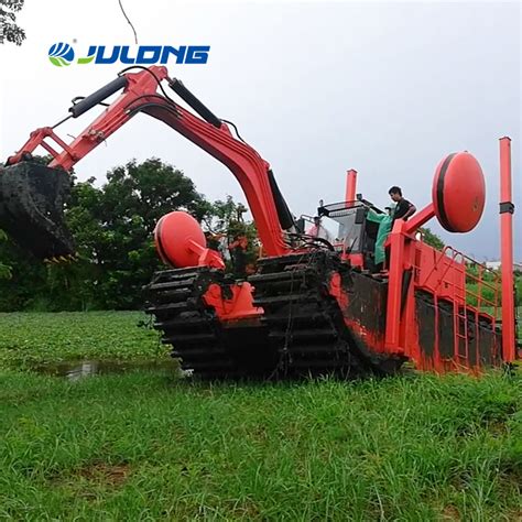 Swamp Cleaning Amphibious Multi Function Dredger With Self Propelled