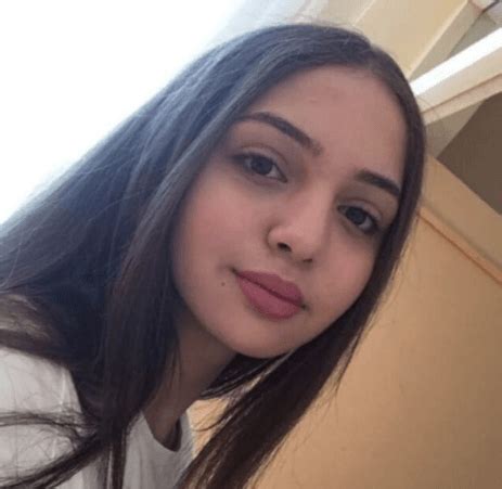 Ankara Balgat Arabada Sakso Çeken Azgın Escort Bayan Ankara Escort