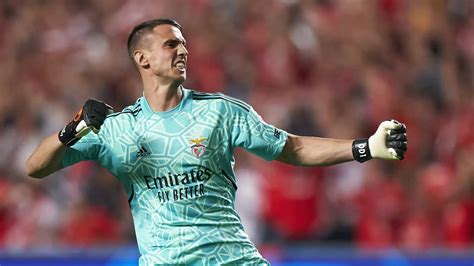 FPF abre processo de inquérito a guarda redes do Benfica SIC Notícias
