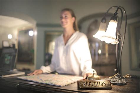 Currículum de recepcionista de hotel Ejemplos para sobresalir