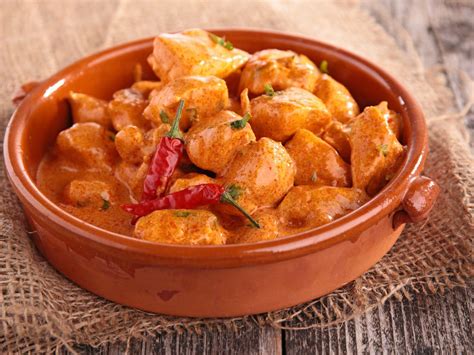 Poulet Tha Landais Au Curry Rouge Et Curry Vert Au Lait De Coco
