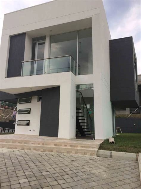 PURITEC DE COLOMBIA Piscinas Fuentes Interactivas Jacuzzis Casas