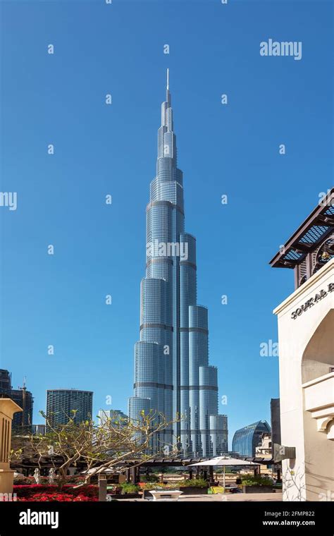 Bâtiment le plus haut du monde Burj Khalifa à DUBAÏ Photo Stock Alamy