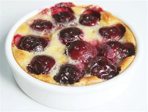 Clafoutis Aux Cerises Le Vrai Et Ma Version La Cuisine De Bernard