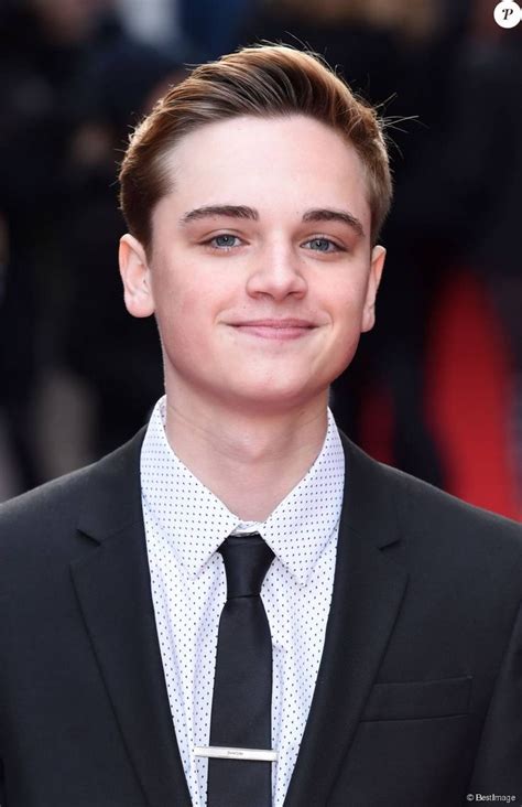 Dean Charles Chapman Jerking Off Telegraph