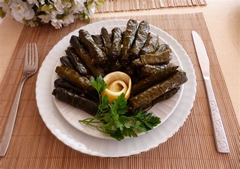 Zeytinya L Yaprak Sarma Pratik Yemek Tarifleri Resimli Kolay