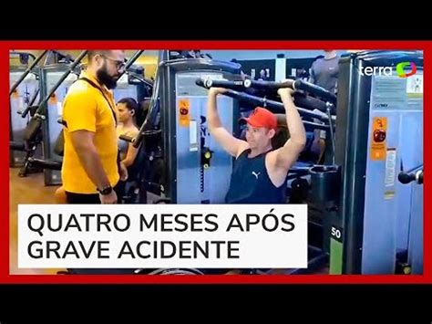 Aluno que ficou paraplégico após ser atingido por aparelho volta à