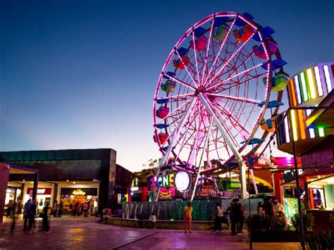 Colapsa juego mecánico en plaza La Isla Mérida