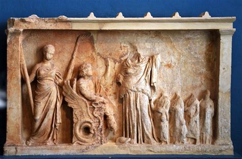Elefsis Statues ProtoThema English