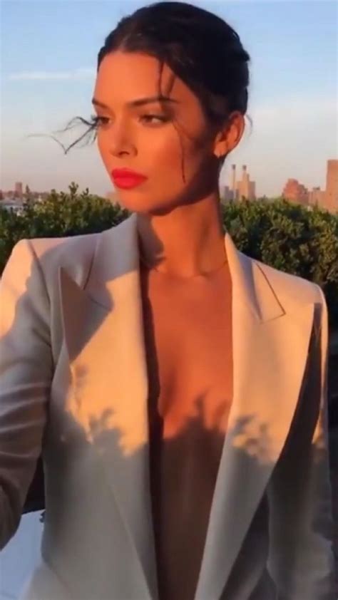 Gisele B Ndchen N O Mais A Modelo Mais Bem Paga Do Mundo Roupas