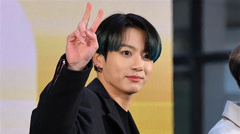 Jungkook From Bts Shows Off His New Look