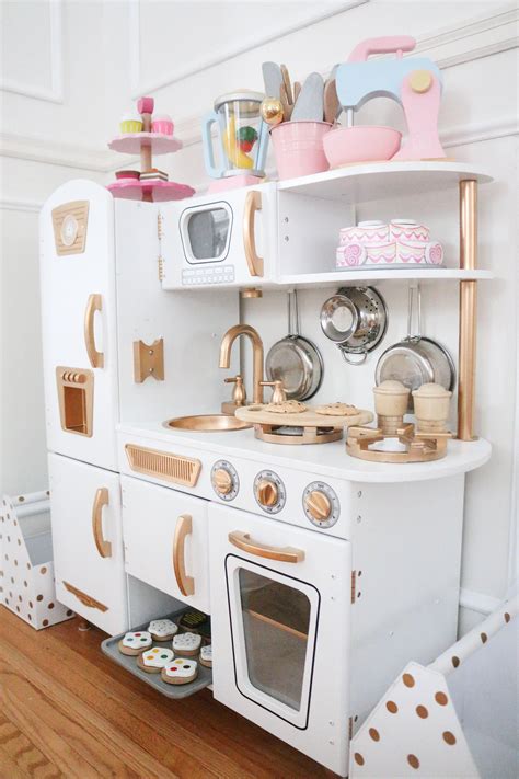 Just Like So Many We Fell For This KidKraft Vintage Kitchen HERE You