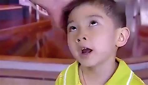【精彩更经典】继母后妈继母竟逼小孩叫妈妈，小孩父亲就在门口，这下有好戏看 4千粉丝635作品片花视频 免费在线观看 爱奇艺