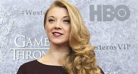 Natalie Dormer De Game Of Thrones En Infartante Topless Para Gq