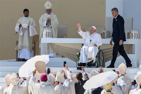 Papa reza missa para 1 5 milhão de pessoas em Portugal e diz a jovens