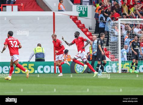 Cheikhou Kouyate 21 Of Nottingham Forest Celebrates His Goal To Make