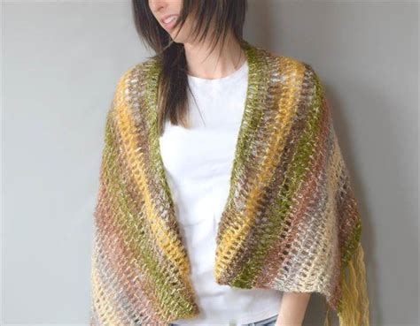 18 Quick Easy Crochet Shawl Pattern DIY To Make