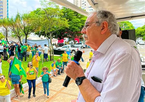 Dr Luiz Ovando lidera ato e destaca importância da liberdade Campo