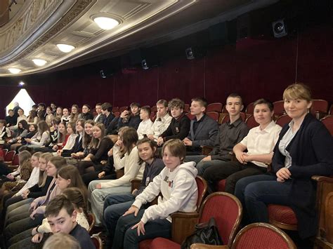 Wizyta Klas Vii I Viii W Teatrze W Cieszynie Katolicka Szko A